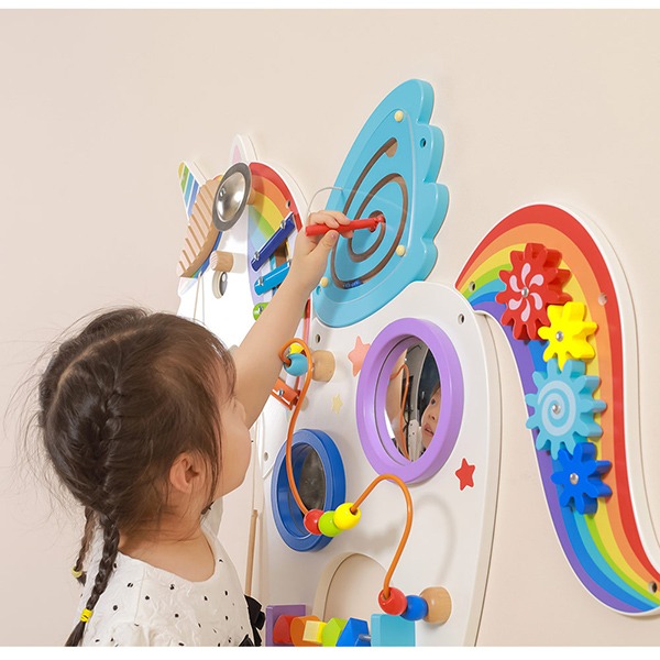 Interaktivna tabla ''Jednorog'' - Montesori Svet